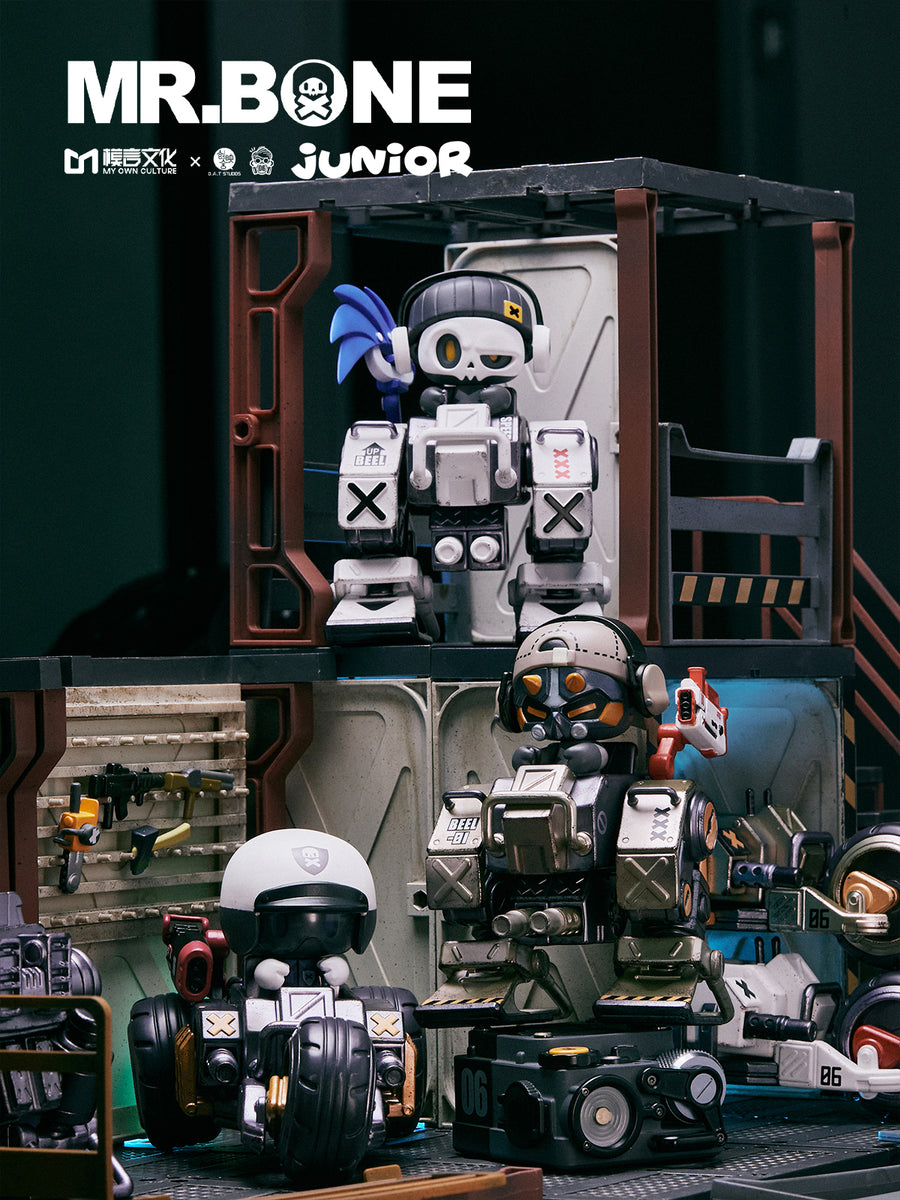MR.BONE JR Mech Robot – ActionCity