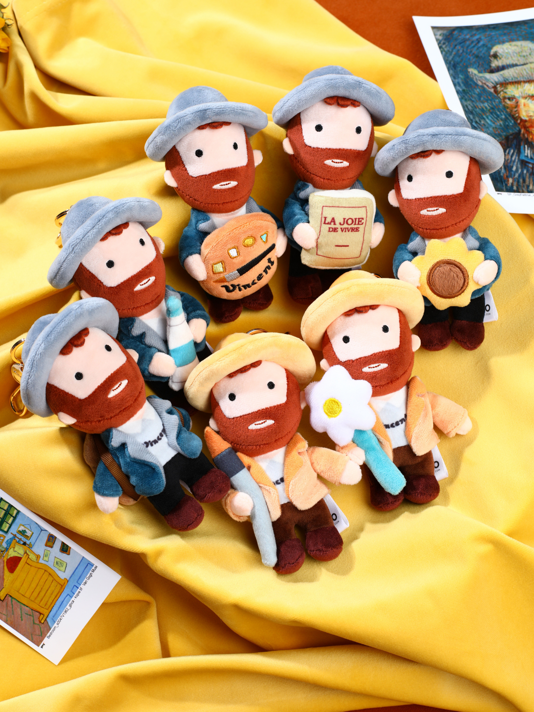 VIPO x Van Gogh Plush Keychain-Blind Box – ActionCity